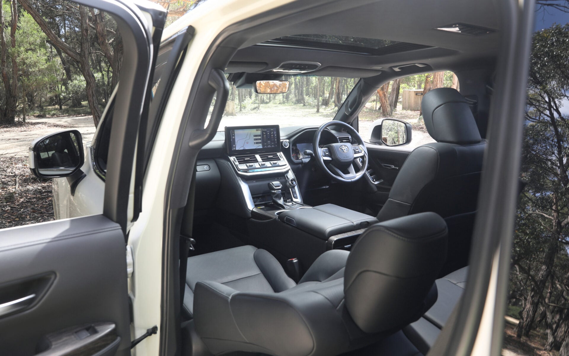 Toyota LandCruiser 300 review: Full range detailed