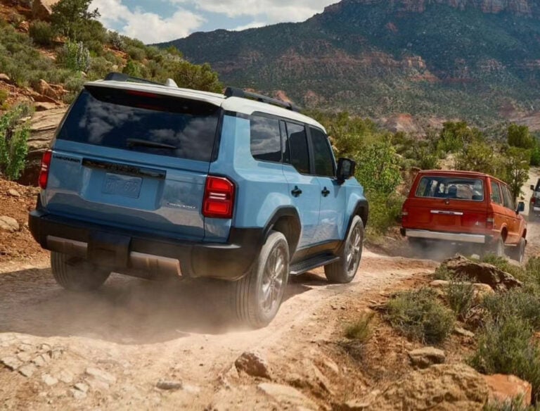 2025 Toyota Prado vs LandCruiser 300 Series: SPEC BATTLE!