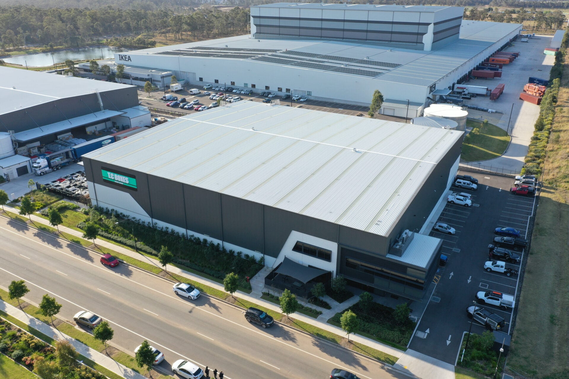 Triton tradie ute build: TC Boxes tray and toolbox installed