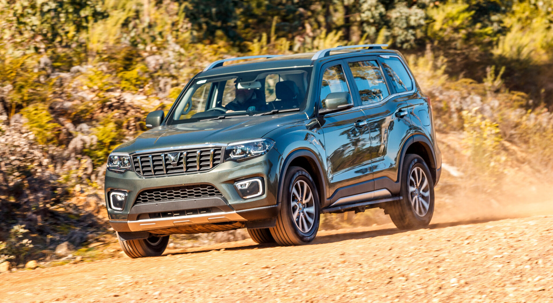 Mahindra Scorpio | Price, Reviews & Specs