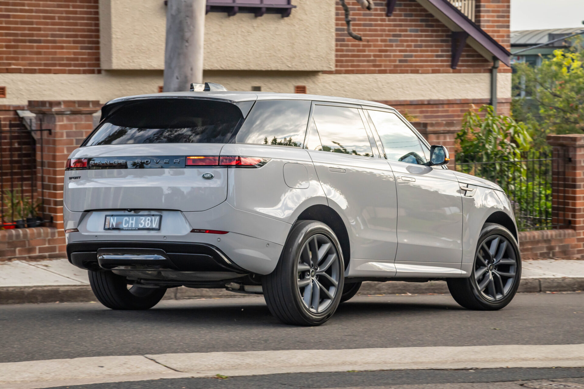 2024 Range Rover Sport Dynamic SE D300 review