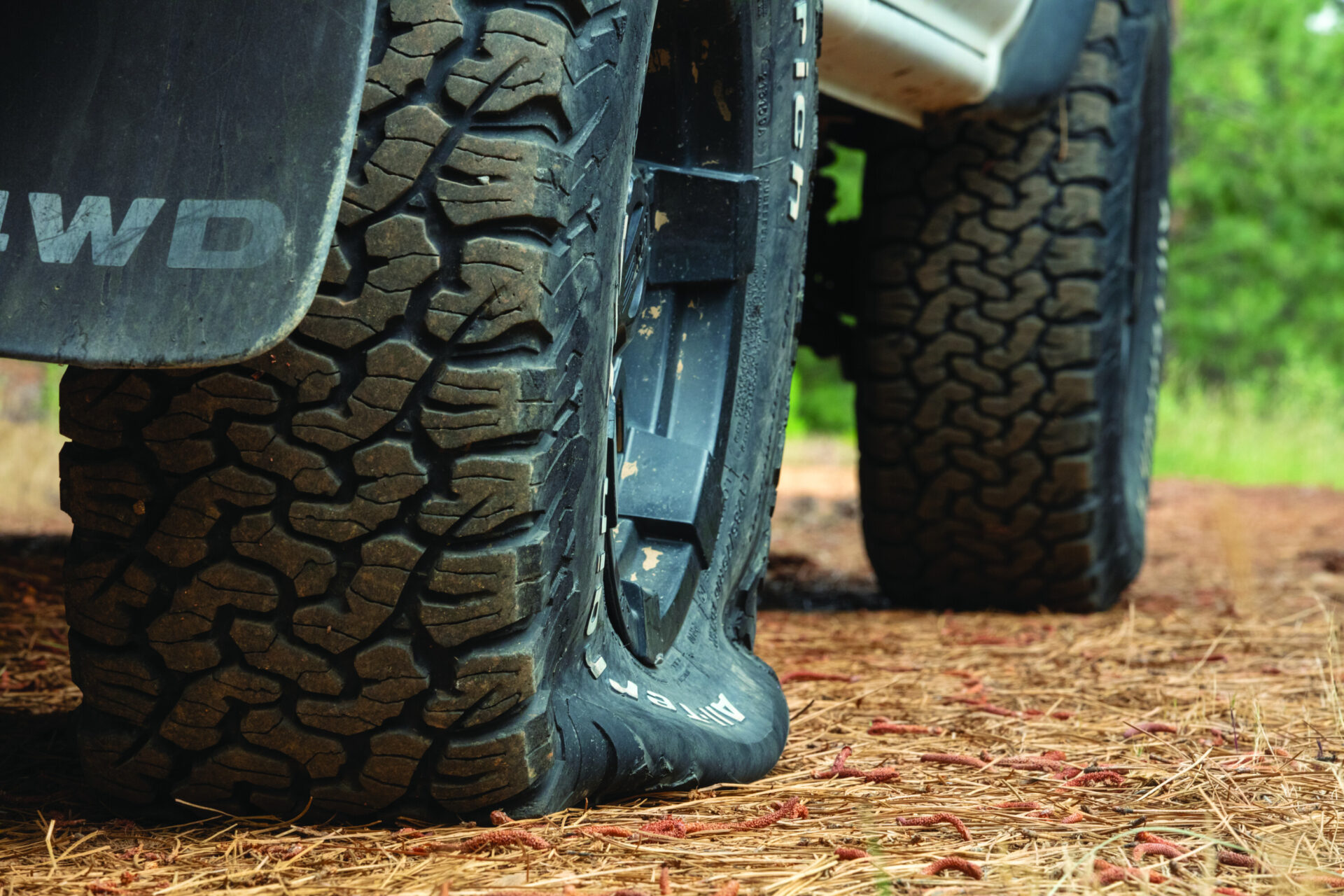 How to fix a 4x4 tyre on the fly
