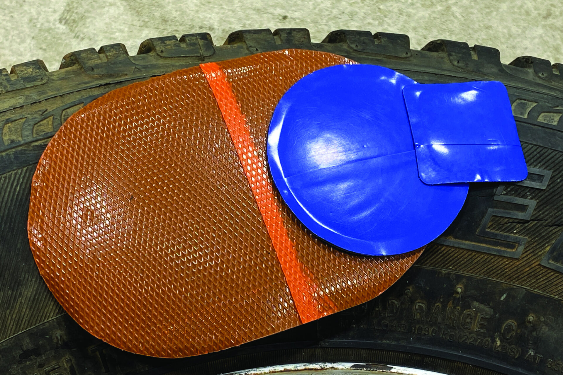 How to fix a 4x4 tyre on the fly