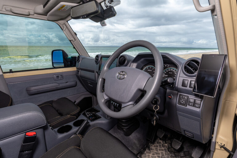 Toyota LandCruiser 79 Series custom 4x4