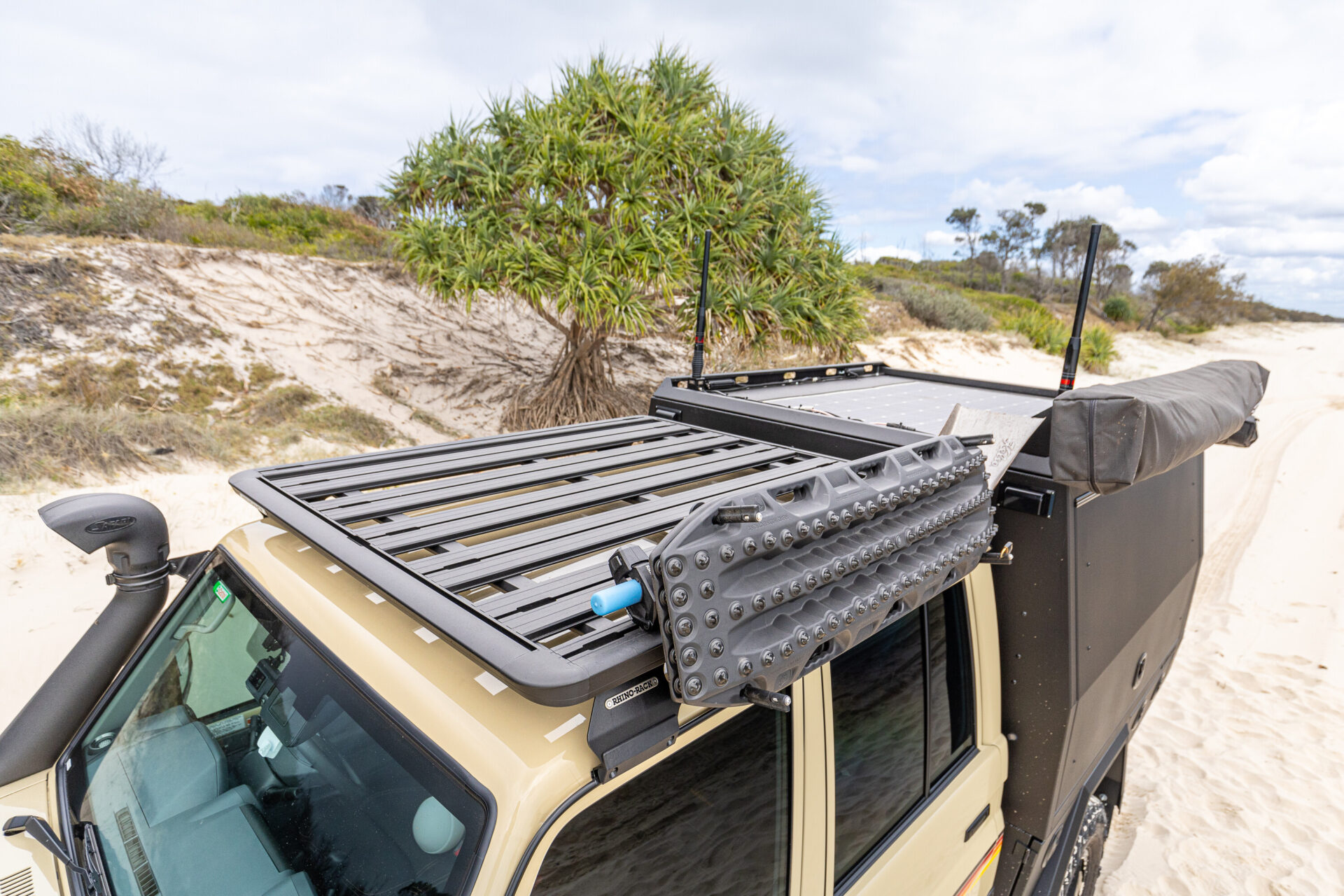 Toyota LandCruiser 79 Series custom 4x4