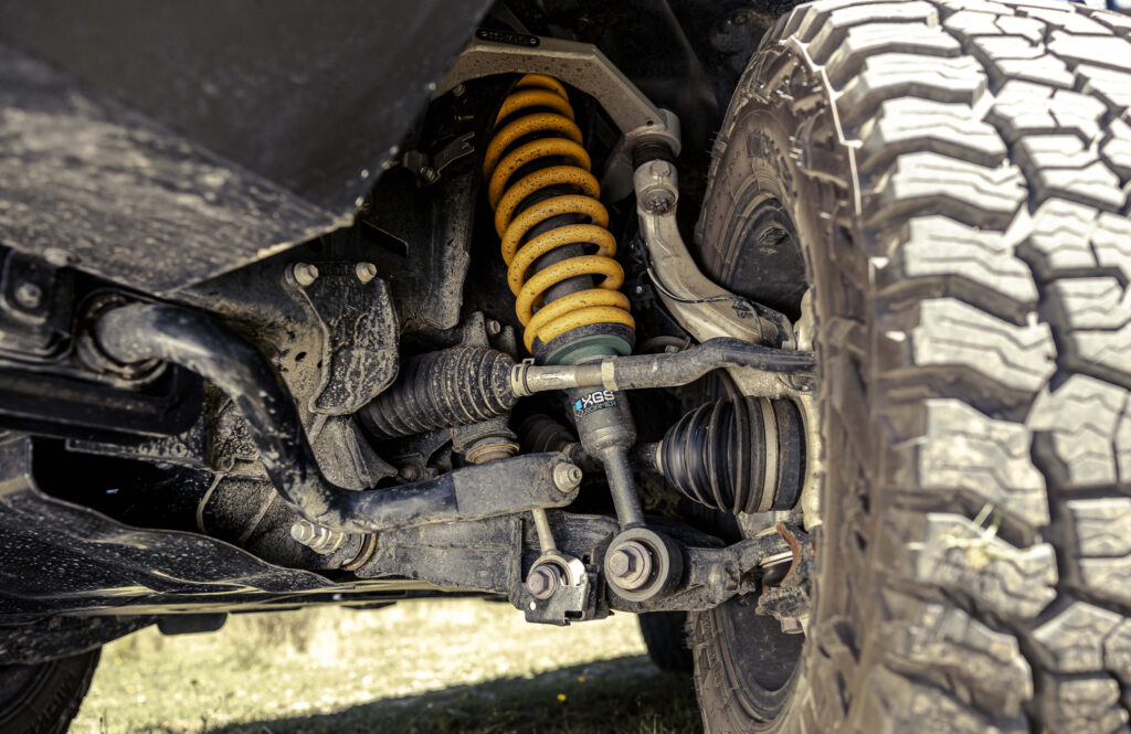 Toyota LandCruiser 300 Series chopped and transformed into mind-blowing ute