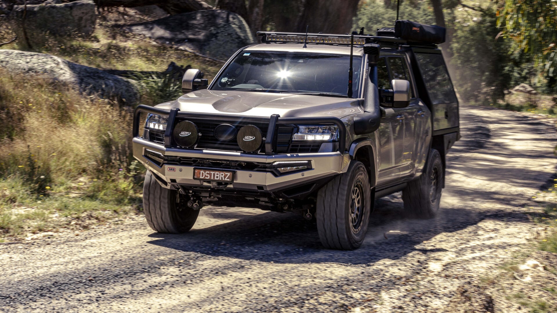 Toyota LandCruiser 300 Series chopped and transformed into mind-blowing ute
