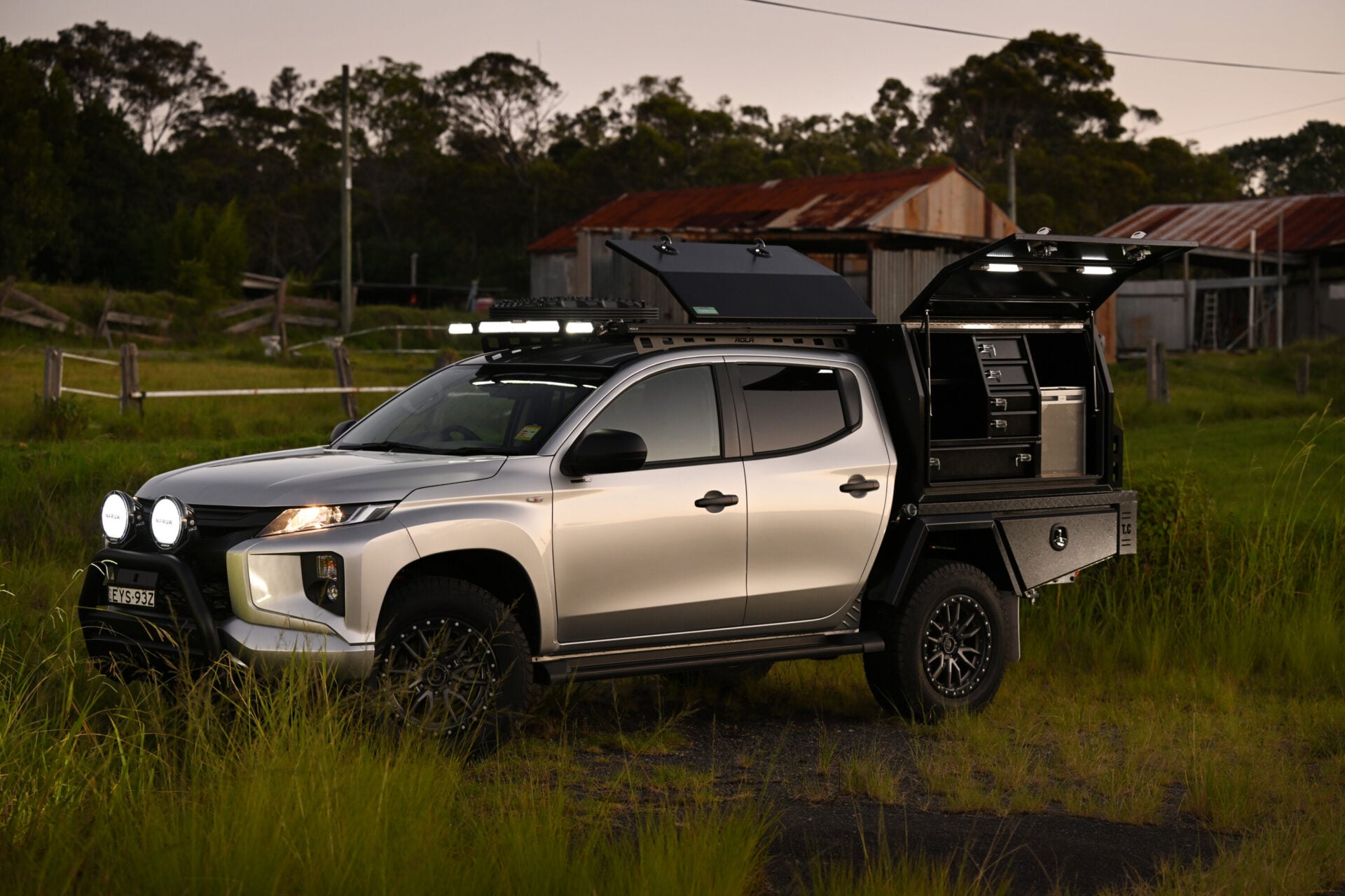 Triton tradie ute build: TC Boxes tray and toolbox installed