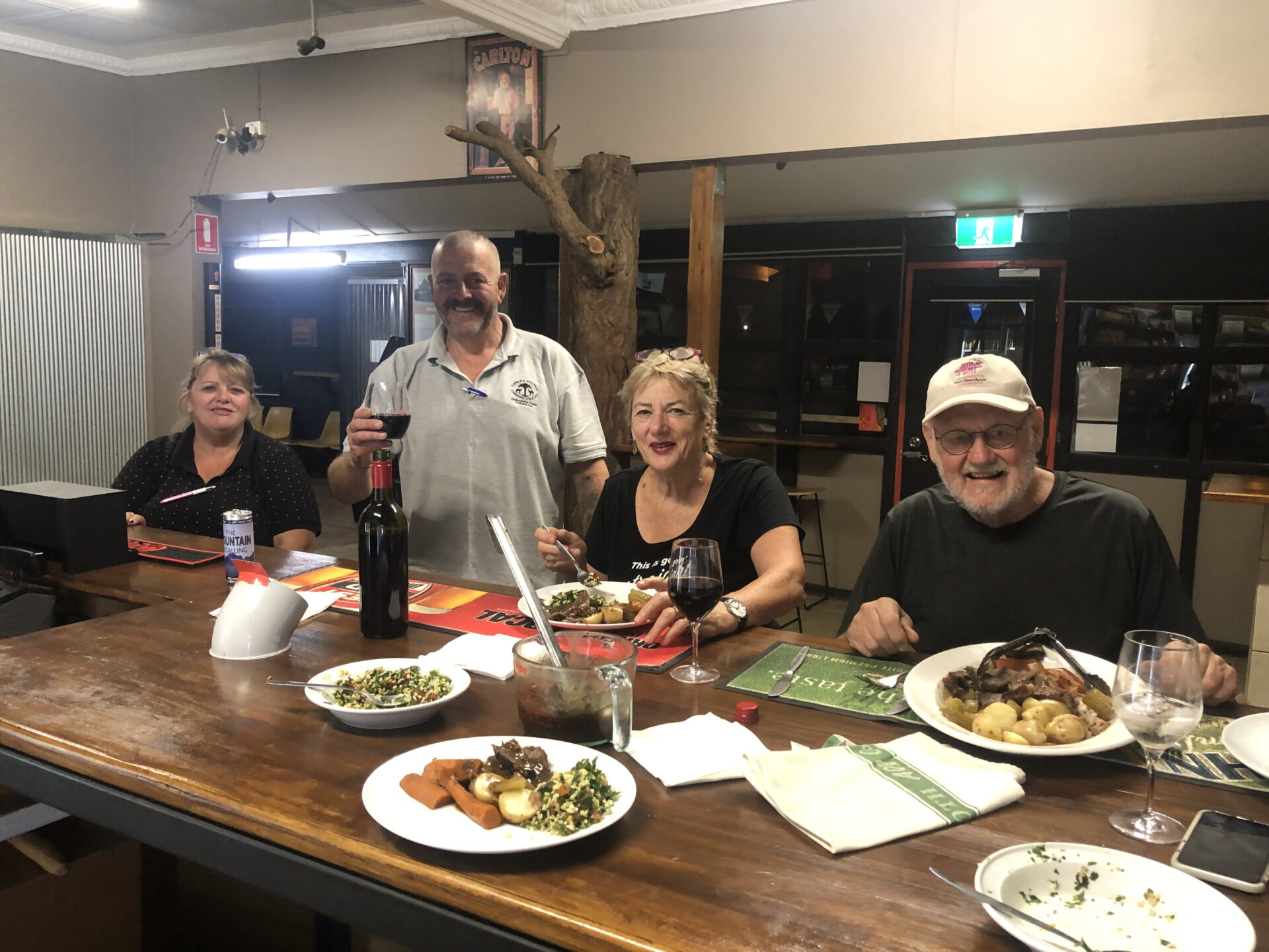 Outback pub crawl in South Australia