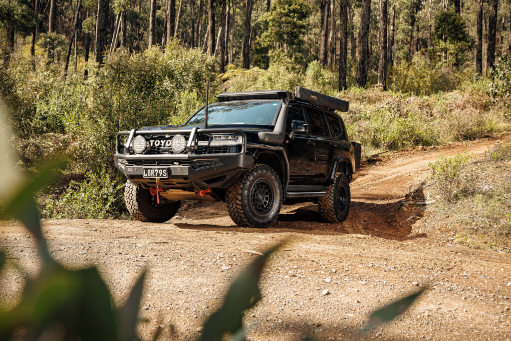 Toyota LandCruiser 300 GR Sport custom 4x4