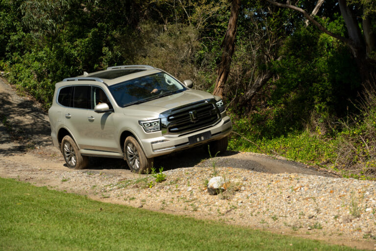 2024 GWM Cannon Alpha Hi4T & Tank 500 PHEV review