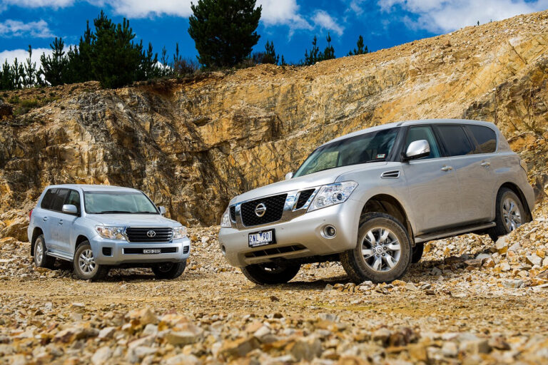 Nissan Patrol Ti vs Toyota Land Cruiser 200 GXL 4x4 Comparison
