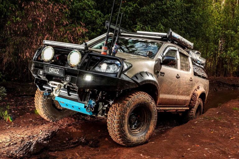 Custom 2006 Toyota N70 Hilux review