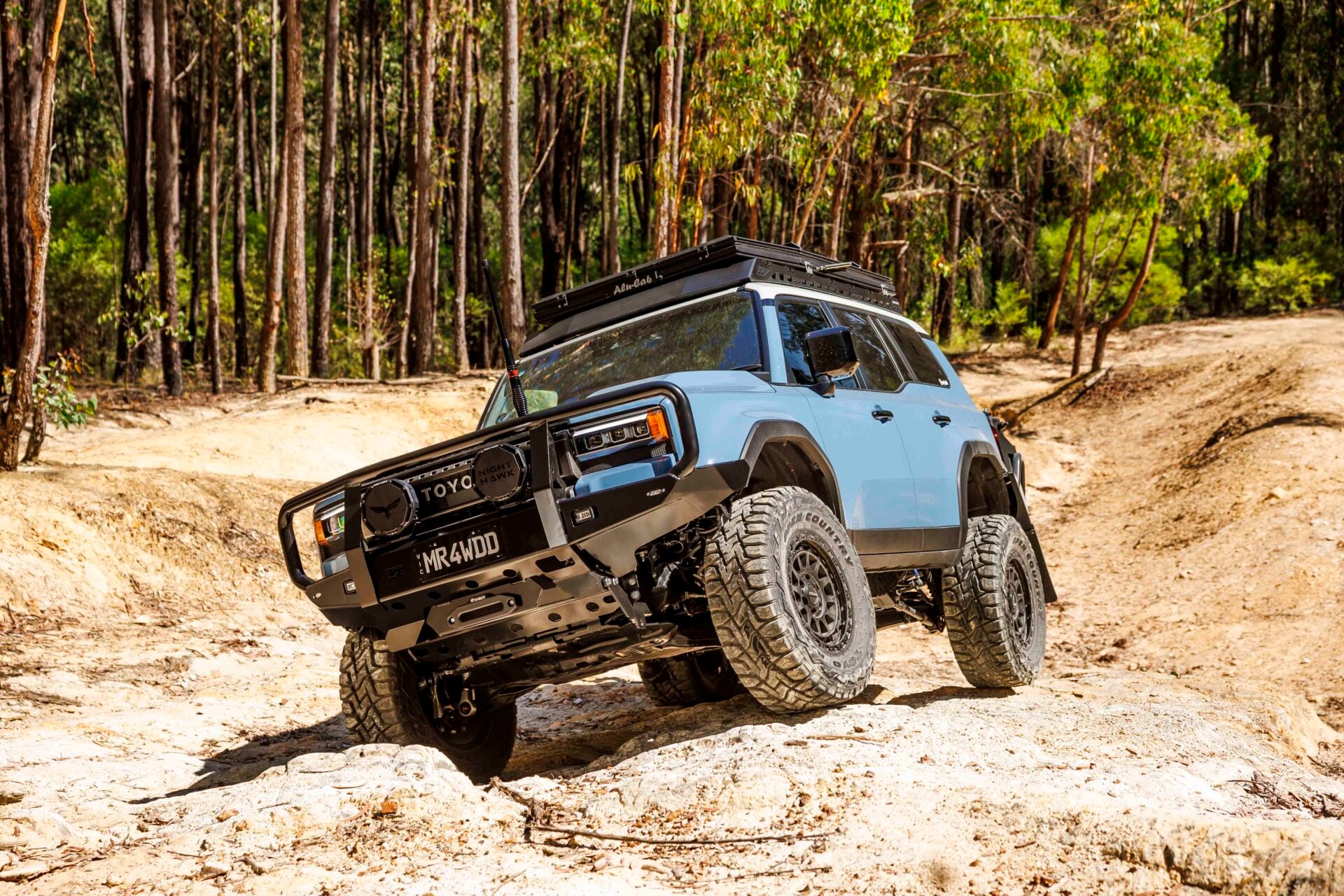 Toyota LandCruiser 79 Series custom 4x4