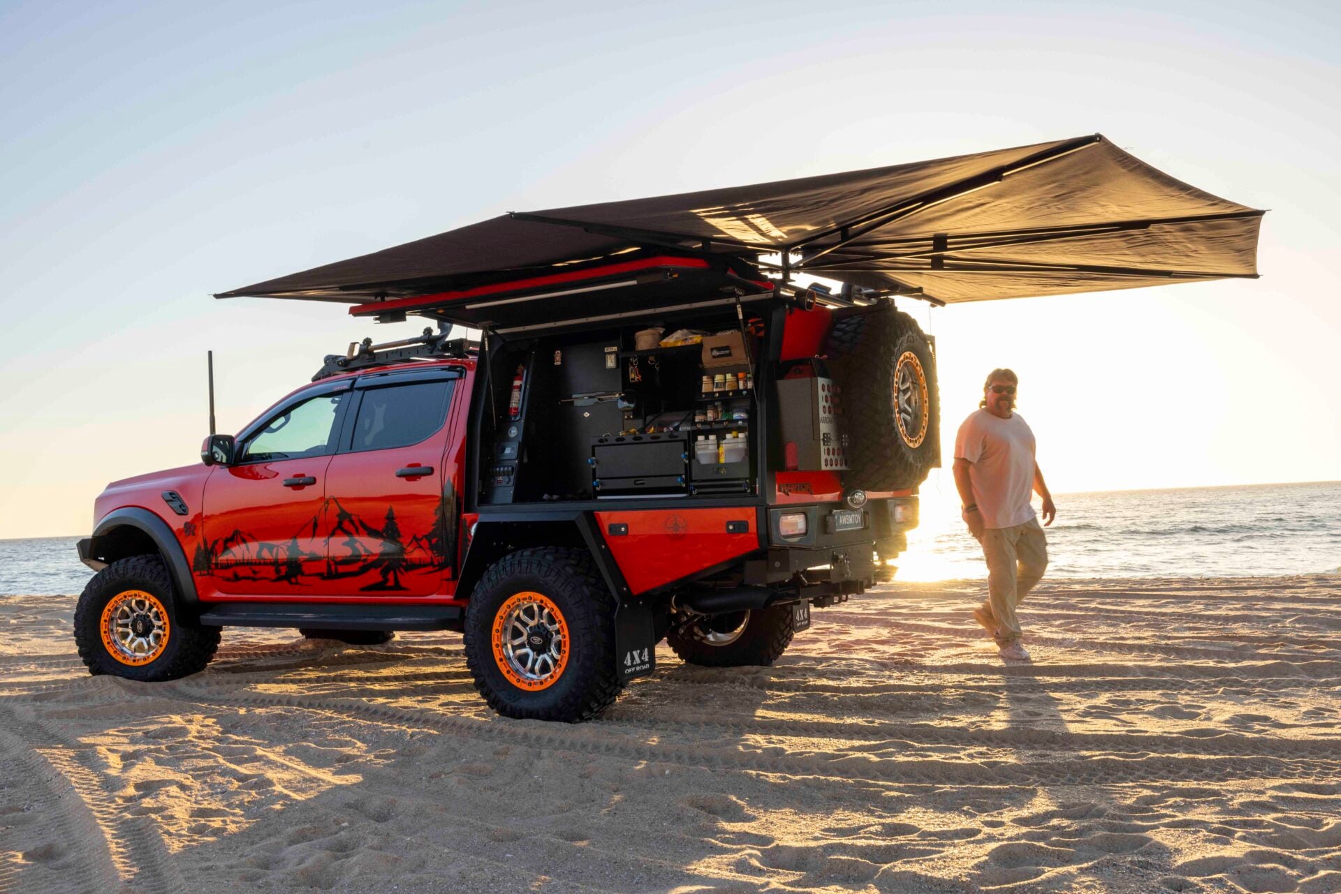 Ford Ranger Raptor transformed into a lightweight super-tourer