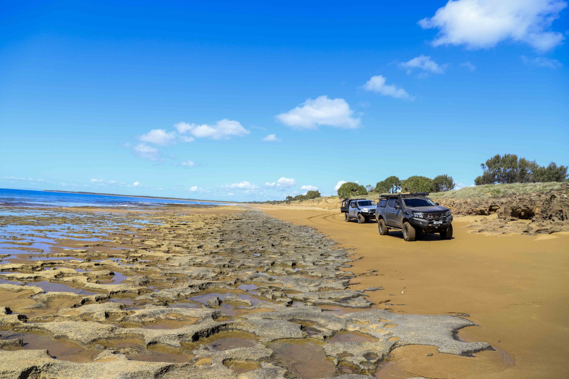 Facing Island: 4WD Tracks, Ferry & Camping Details