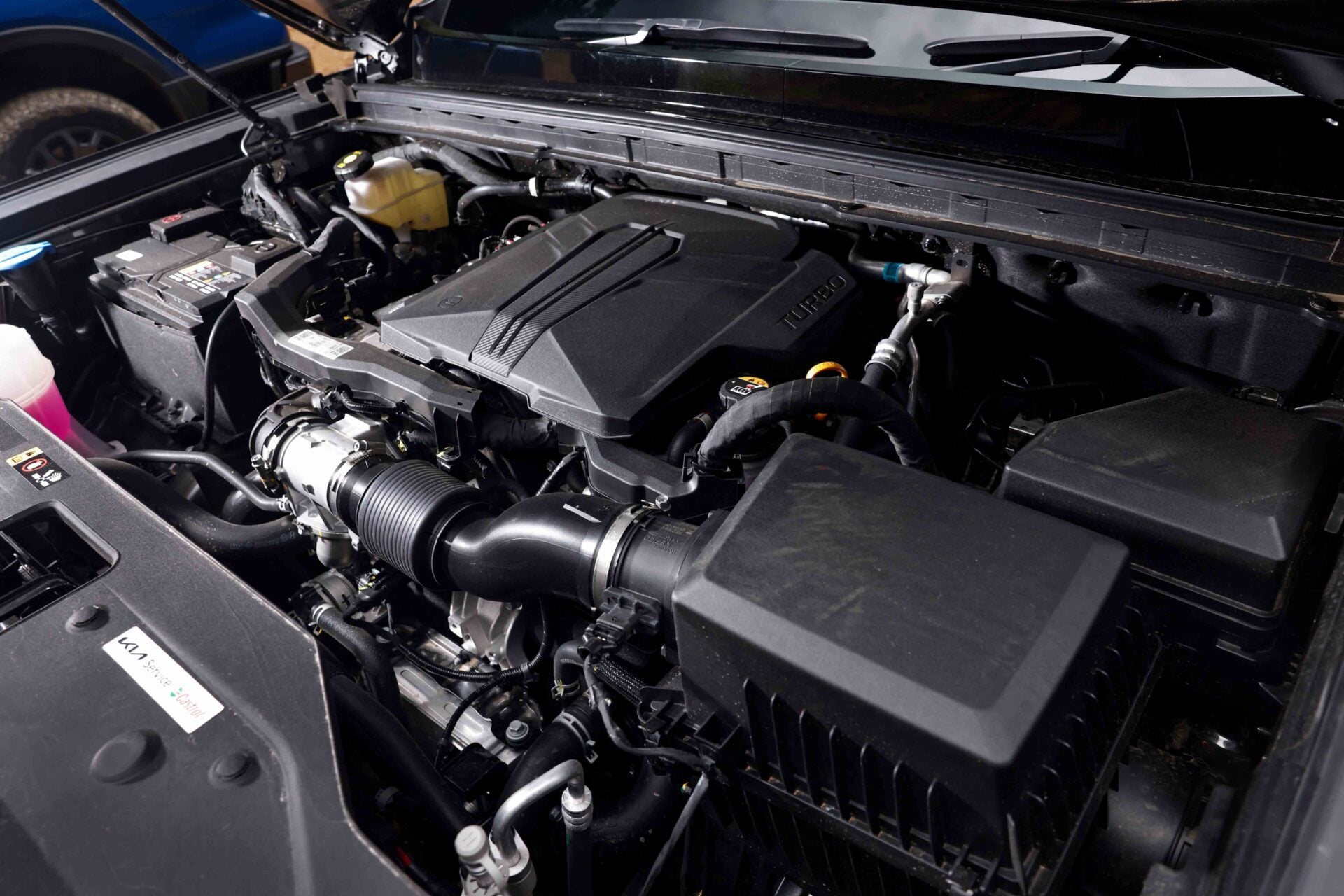 2025 Kia Tasman X-Pro vs Ford Ranger Wildtrak comparison