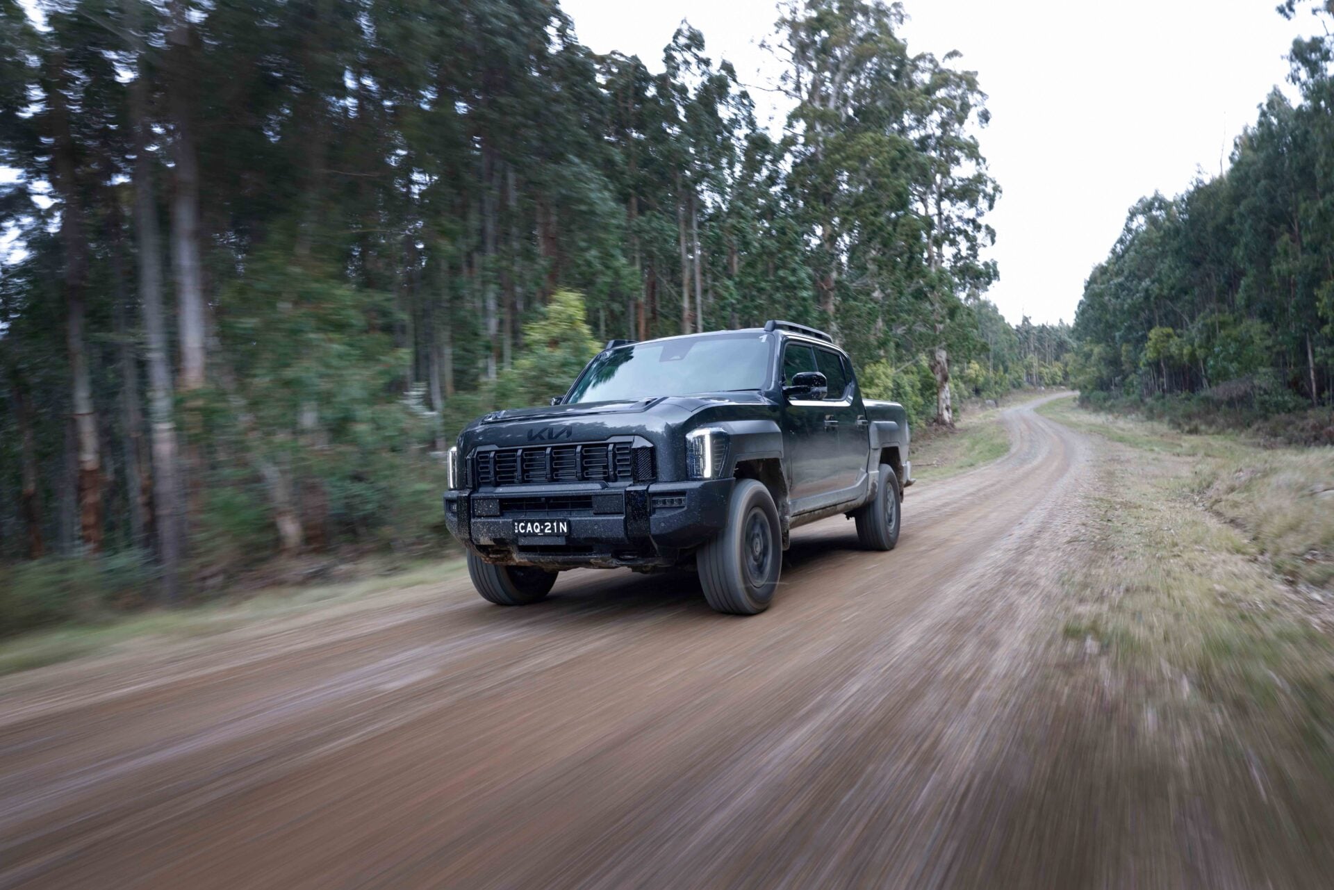 2025 Kia Tasman X-Pro vs Ford Ranger Wildtrak comparison