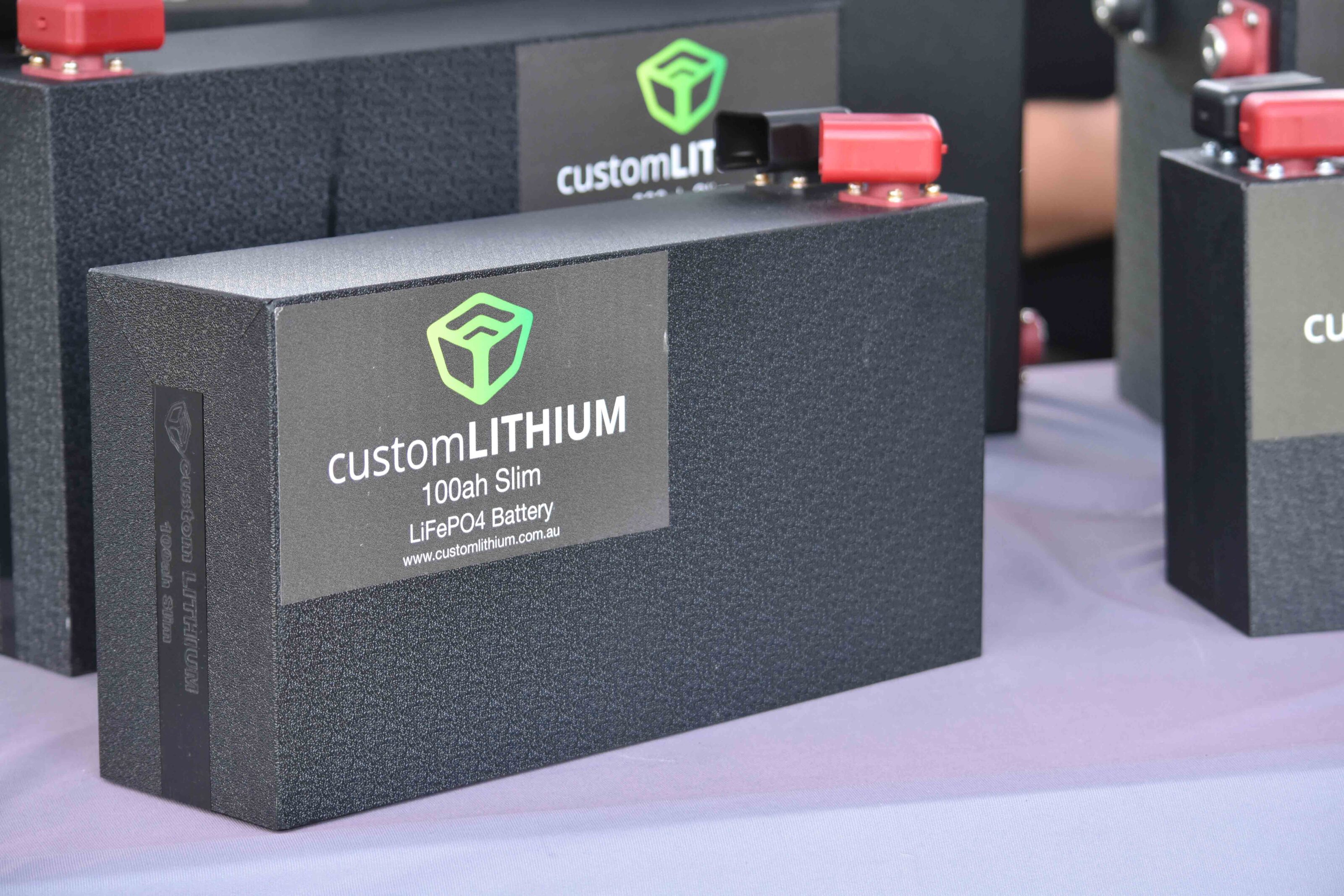 Custom Lithium: Batteries and accessories for 4x4s, caravans and camping