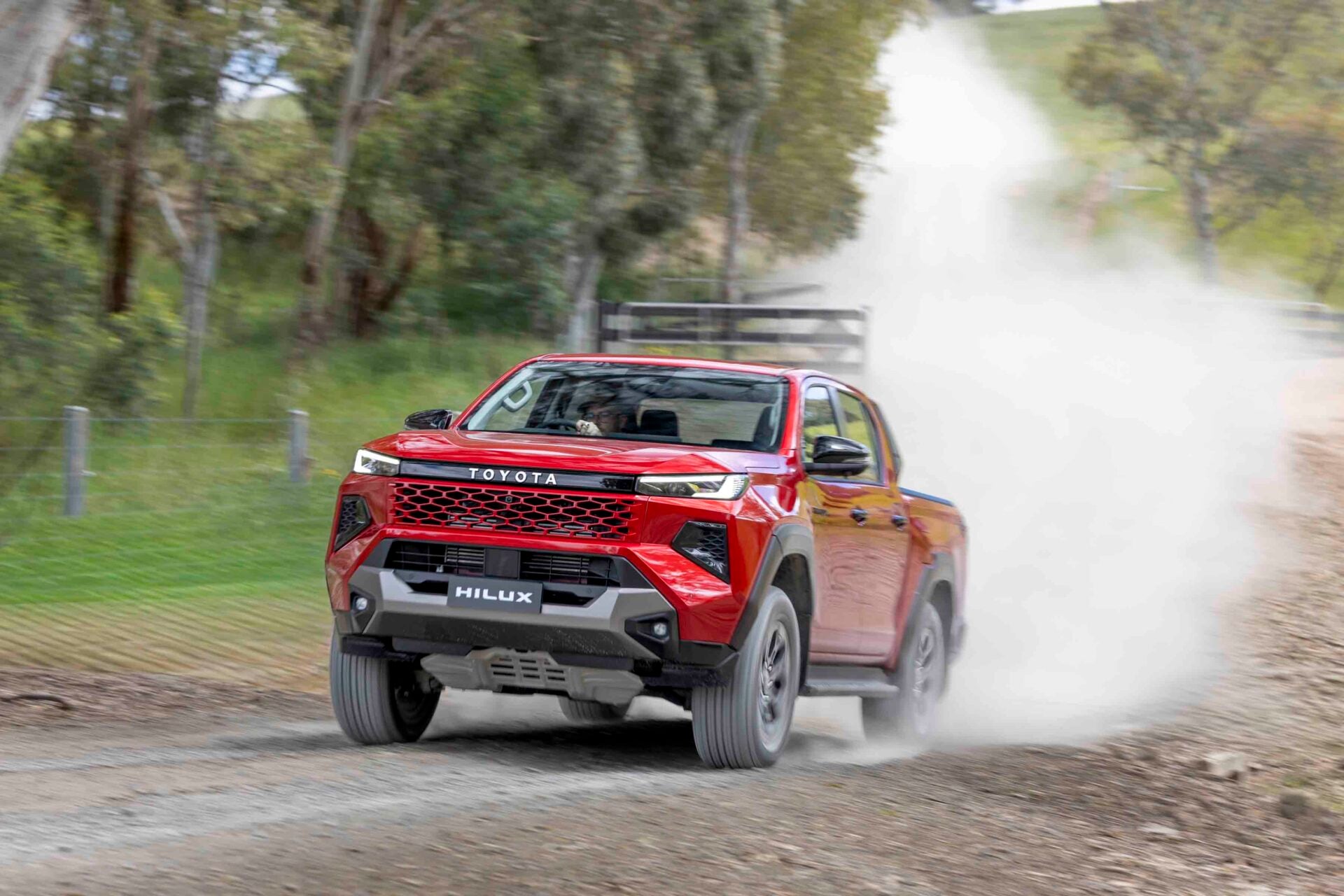 Toyota HiLux Reviews, Price & Specifications