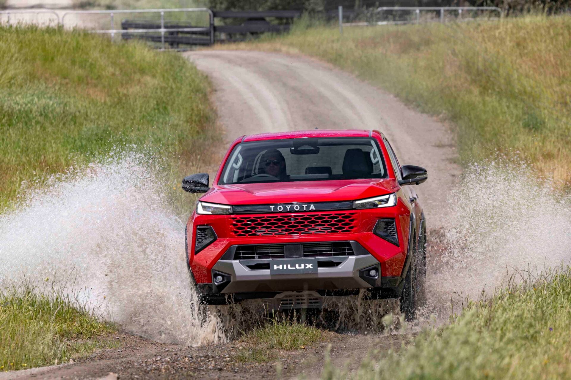 Toyota HiLux Reviews, Price & Specifications