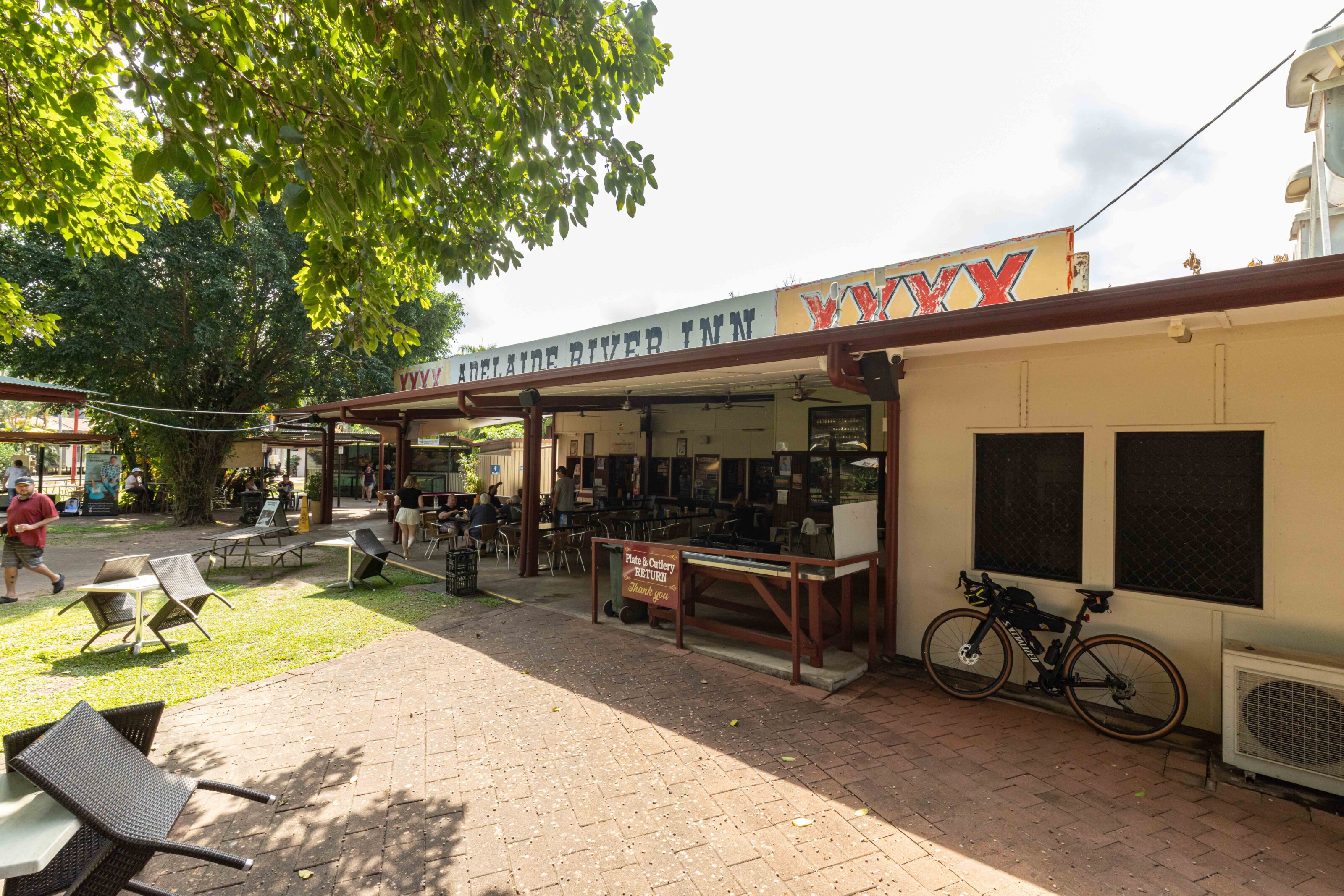 Adelaide River Inn: Where the Top End comes alive